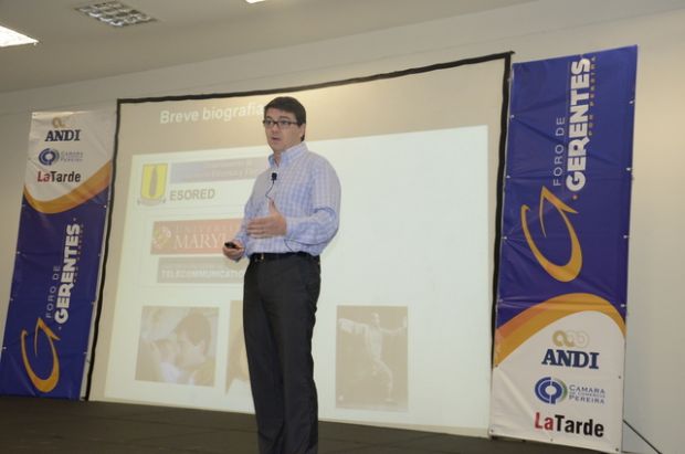 CÉSAR AUGUSTO BOTERO NOS MUESTRA EL NUEVO PANORAMA DE LA ADMINISTRACIÓN